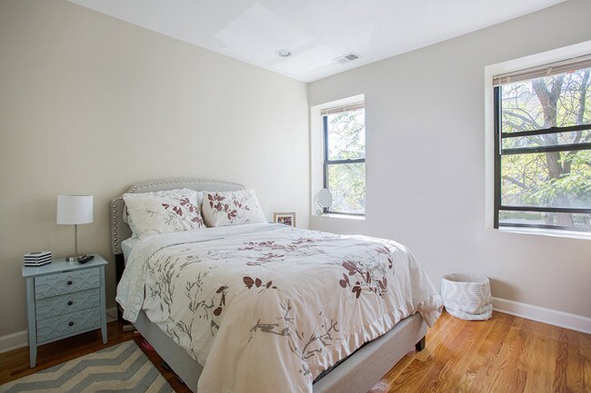 Lincoln Square Commons - 4759 N Maplewood Ave Apartments - Chicago, IL ...