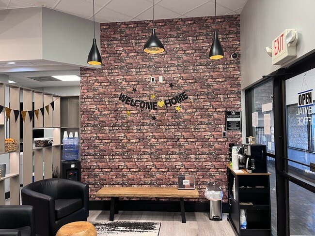 Meridian on College Avenue Apartments | Penn State University | Off ...