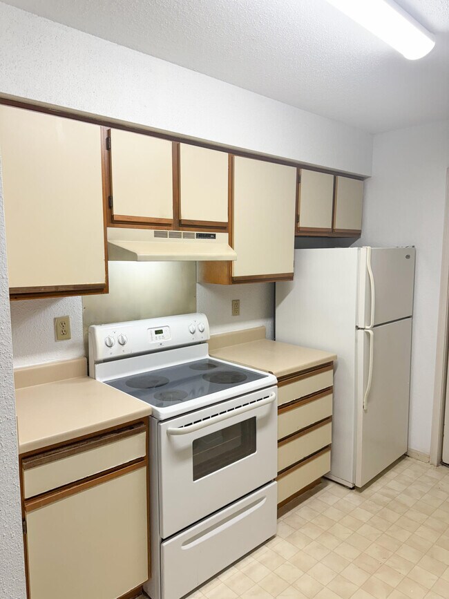 977 Riverside Dr Unit 232, Coral Springs, FL 33071 - Condo for Rent in ...