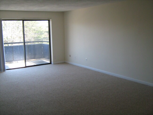 Hamilton Place Apartments - Watertown, MA | Apartments.com