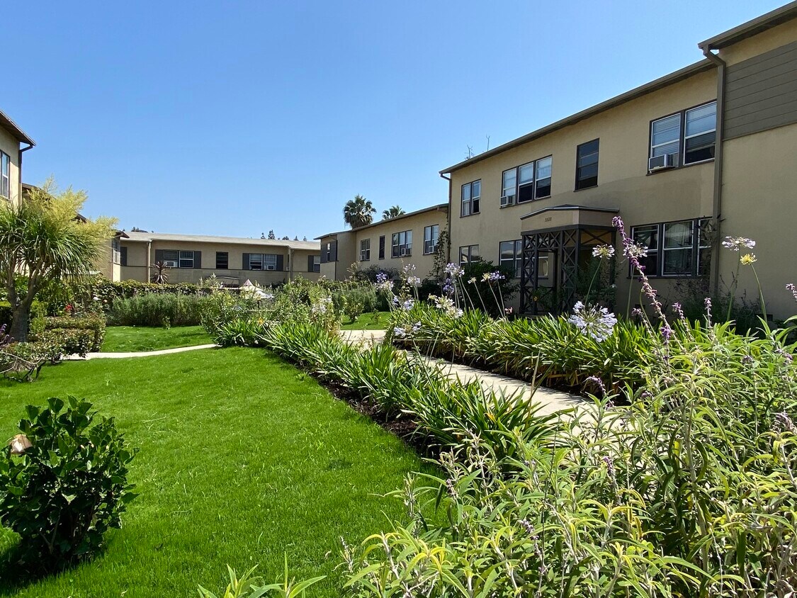 3340 Rowena Ave Unit D, Los Angeles, CA 90027 - Condo for Rent in Los ...