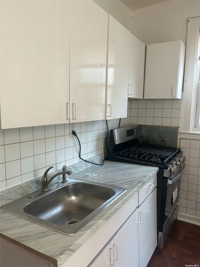 2868 Randall Ave, The Bronx, NY 10465 - Room for Rent in The Bronx, NY ...