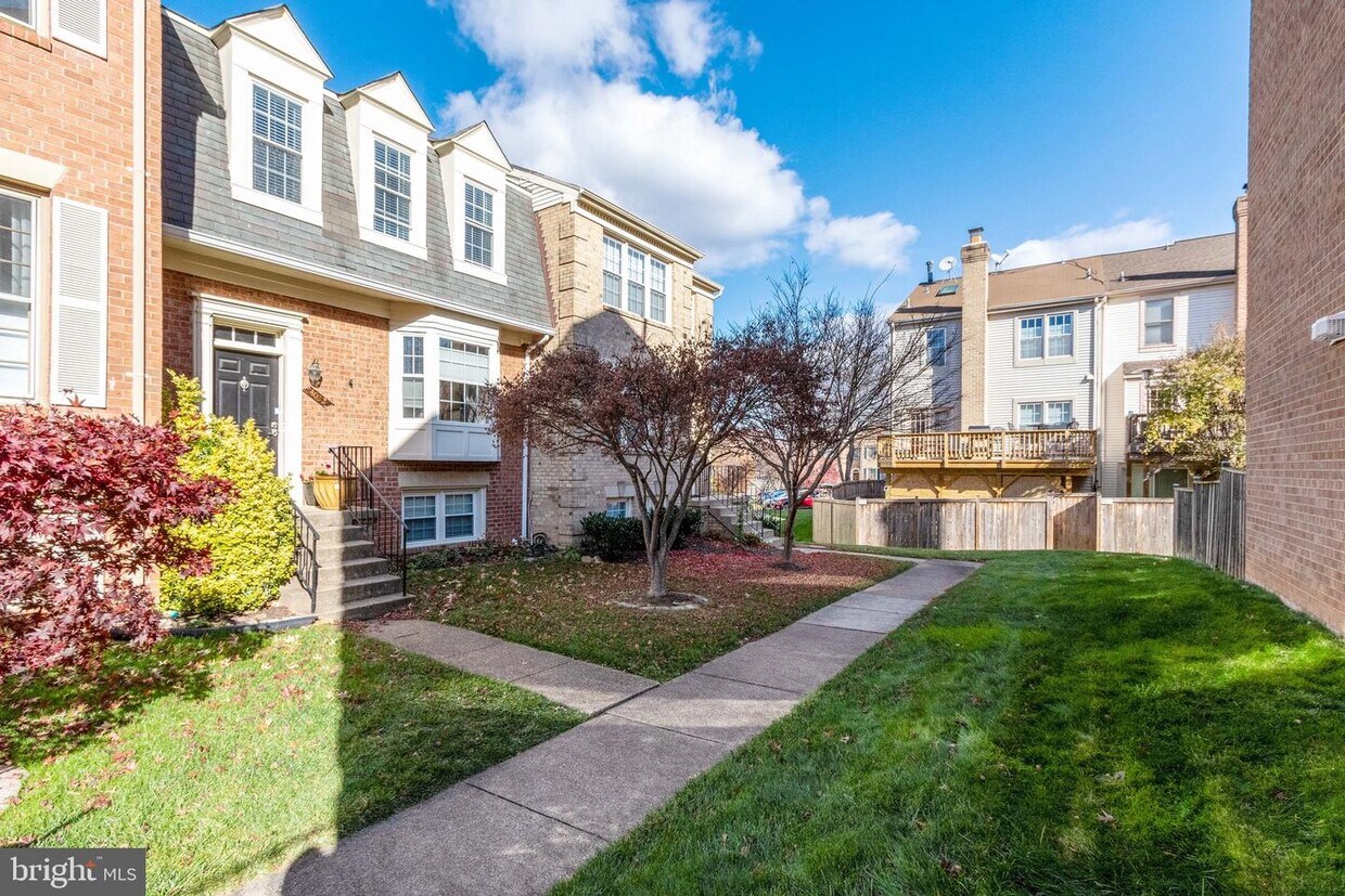 4022 Gregg Ct, Fairfax, VA 22033 - Townhome Rentals in Fairfax VA ...