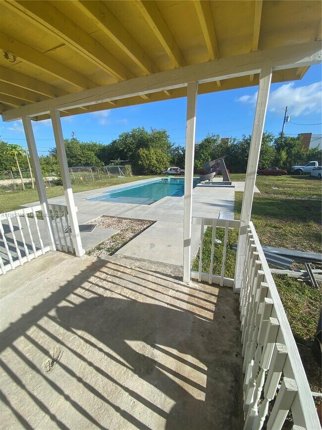 946 NW 8th St, Florida City, FL 33034 - House Rental in Florida City ...