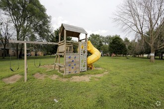 Golfview Village Rentals - Rantoul, IL | Apartments.com