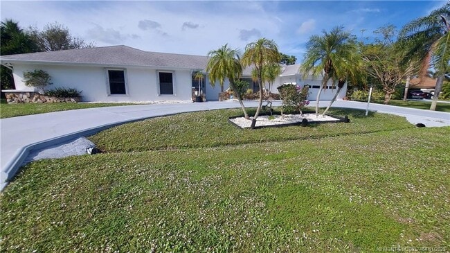 2826 SE Calvin St, Port Saint Lucie, FL 34952 - House Rental in Port ...