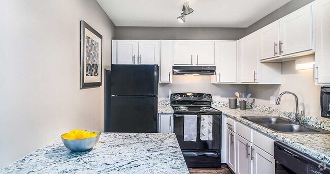 Windwood Apartments for Rent with Extra Storage - Waukegan, IL ...