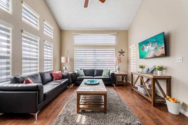 Short Term Apartments For Rent in Emerald Island, Kissimmee ...