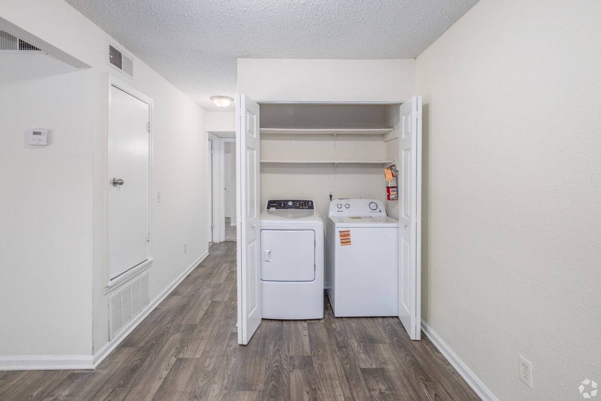Mill Run - 7502 Hunt Club Rd Columbia, SC 29223 | Apartments.com