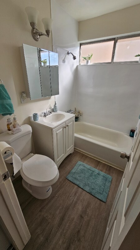 13940 Paramount Blvd Unit 304, Paramount, CA 90723 | Apartments.com