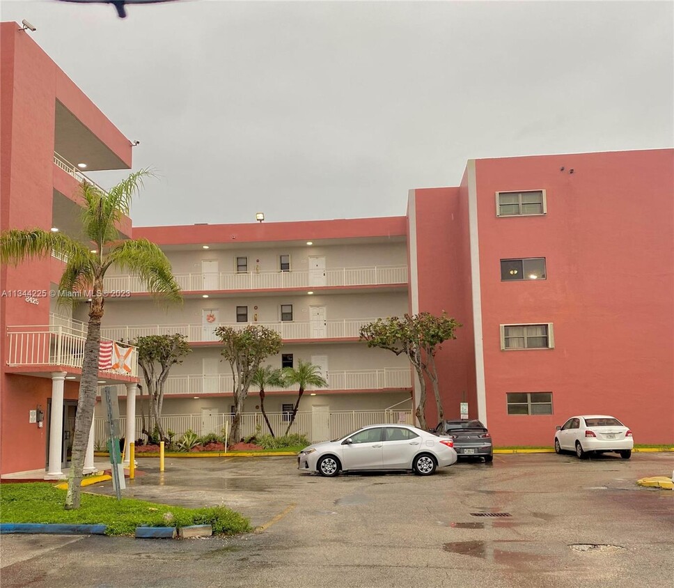 8425 NW 8th St Unit 409, Miami, FL 33126 - Condo for Rent in Miami, FL ...