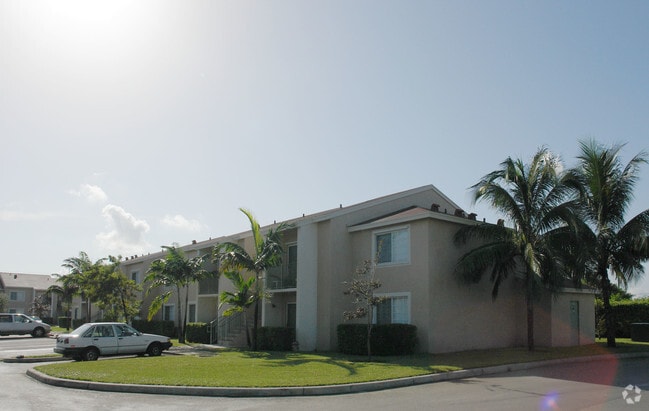 Pembroke Villas Rentals - Hollywood, FL | Apartments.com