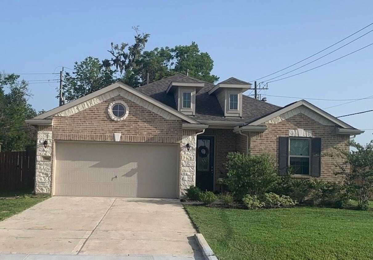 519 Moore St, Richwood, TX 77531 - House Rental in Richwood, TX ...