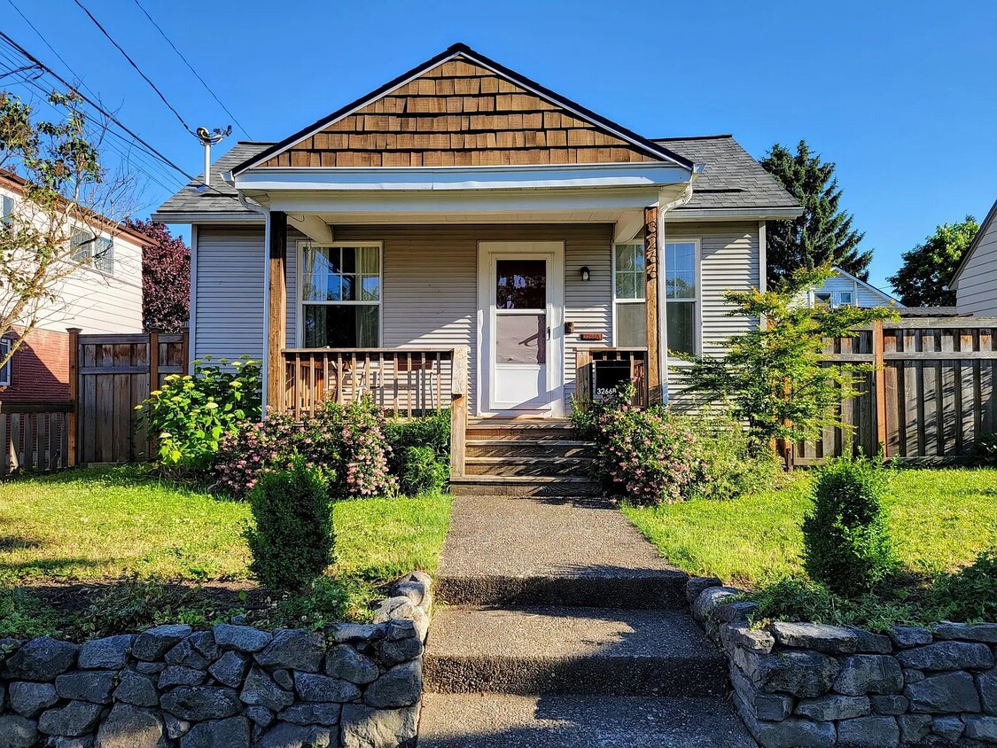 3266 NE Emerson St, Portland, OR 97211 - House Rental in Portland, OR ...