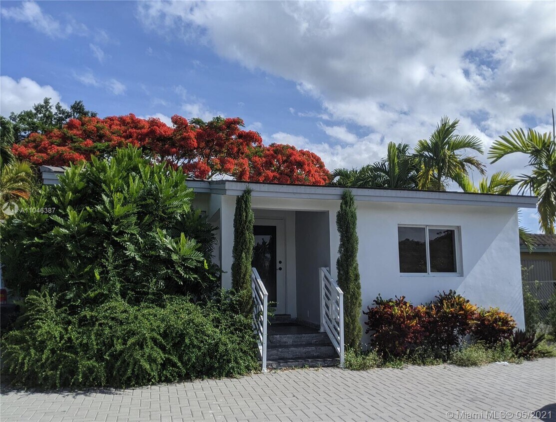 6034 Coral Way, Miami, FL 33155 - House Rental in Miami, FL ...