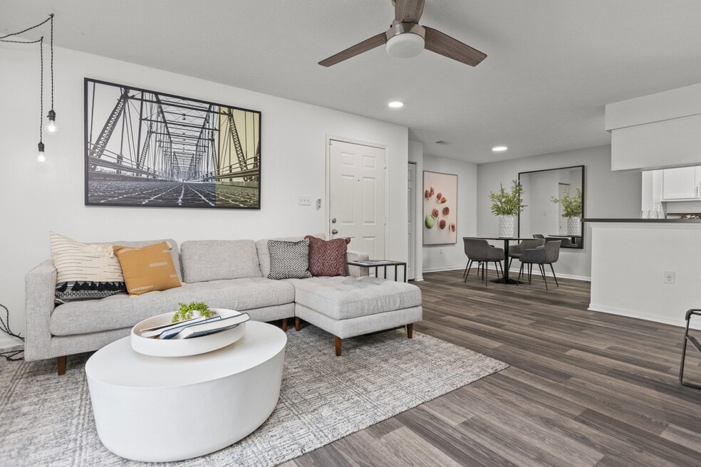 Apartments for Rent with a Swimming Pool Near Kiskiminetas Township PA ...