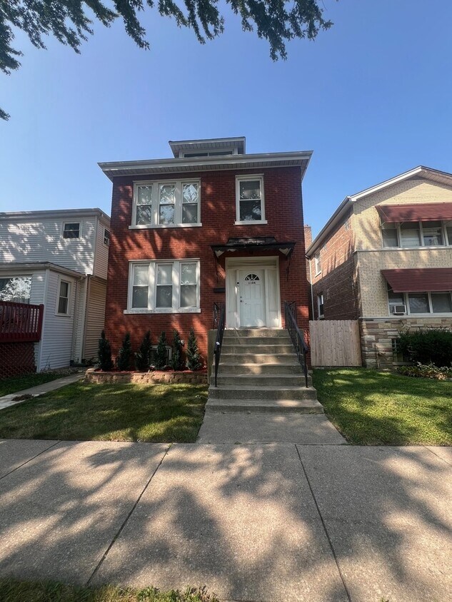 6104 S Kenneth Ave Chicago, IL 60629 - Alquileres en Chicago, IL ...