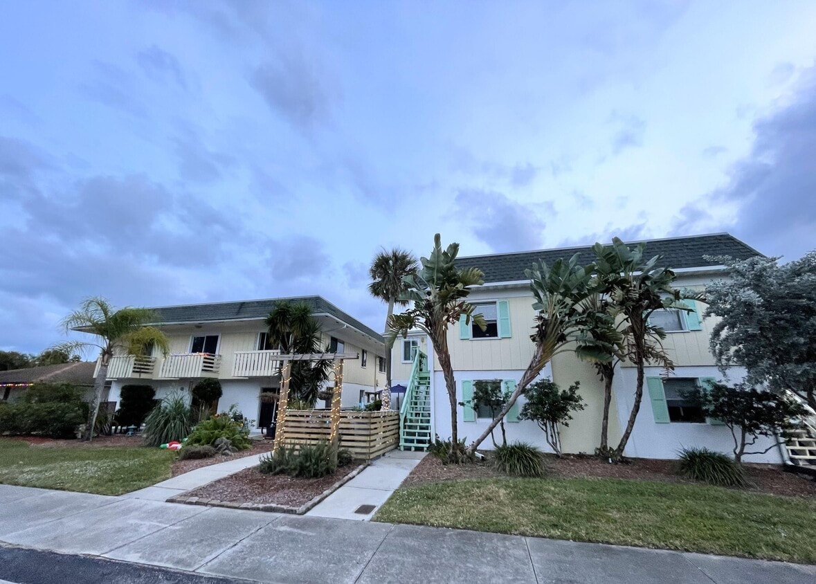 419 Ocean Ave Unit 405, Melbourne Beach, FL 32951 - Condo for Rent in ...