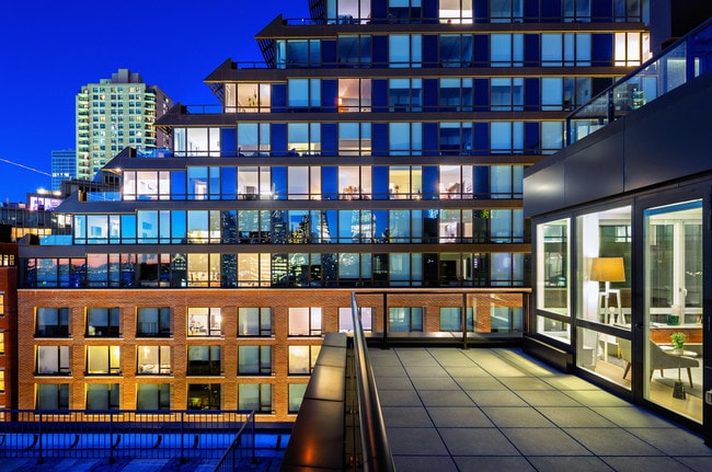 525 West 52nd Apartments - New York, NY | Apartments.com