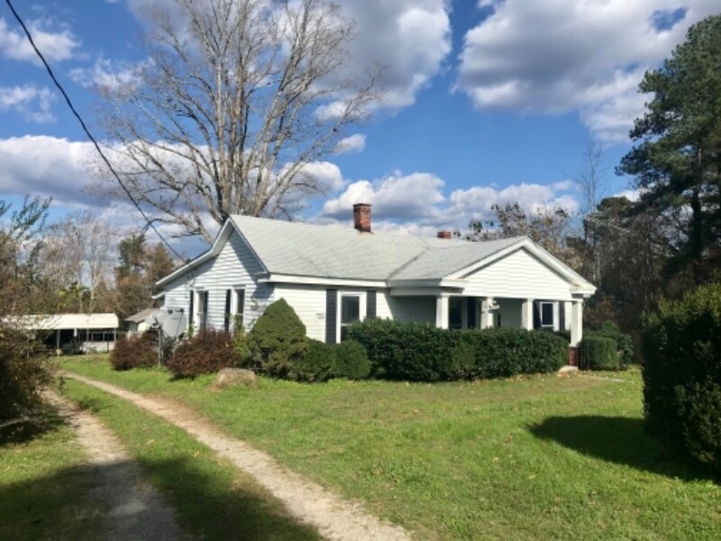 11551 County Line Rd, Charlotte Court House, VA 23923 | Apartments.com