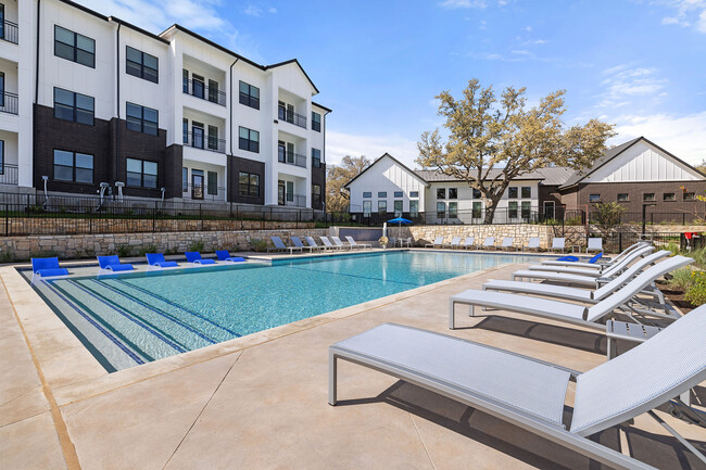 Anderson Mill Apartments for Rent with a Walk-In Closet - Austin, TX ...