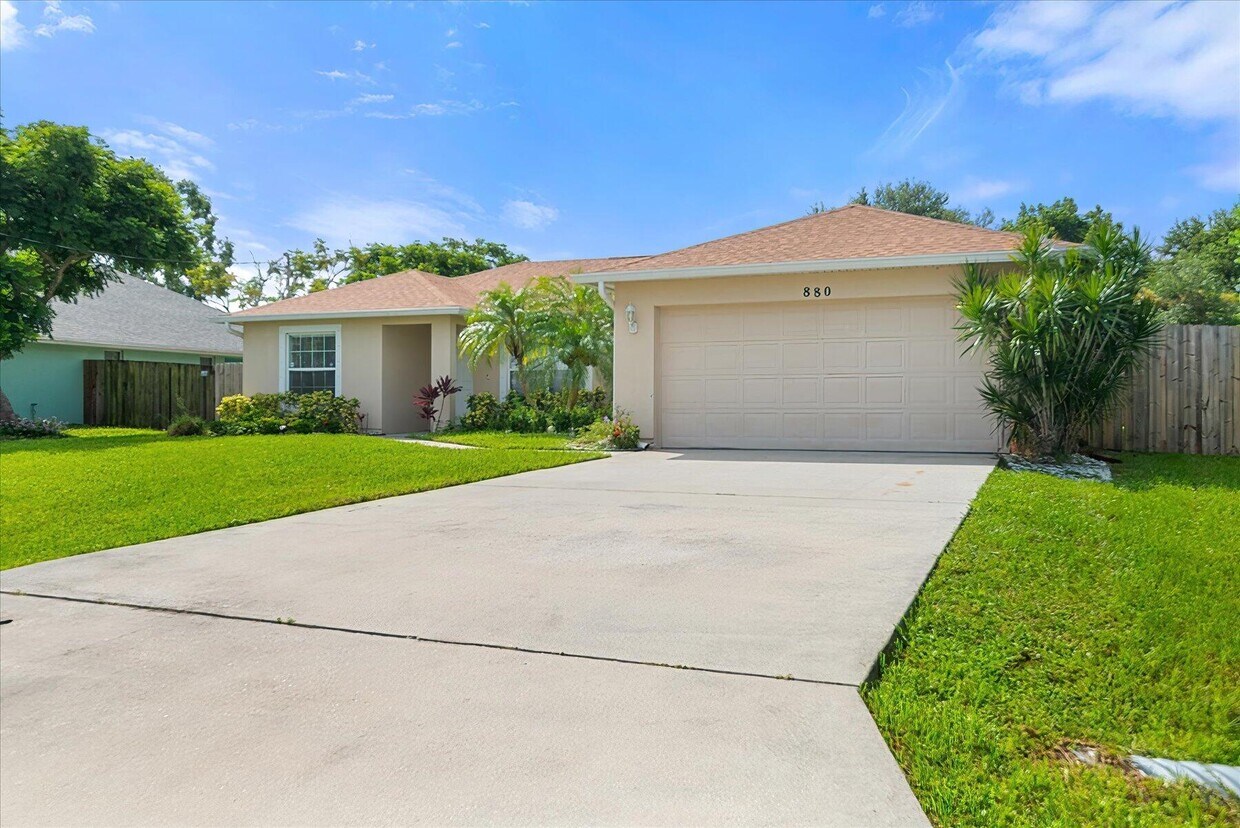 880 SW Durham Terrace Port Saint Lucie, FL 34953 - Alquileres en Port ...