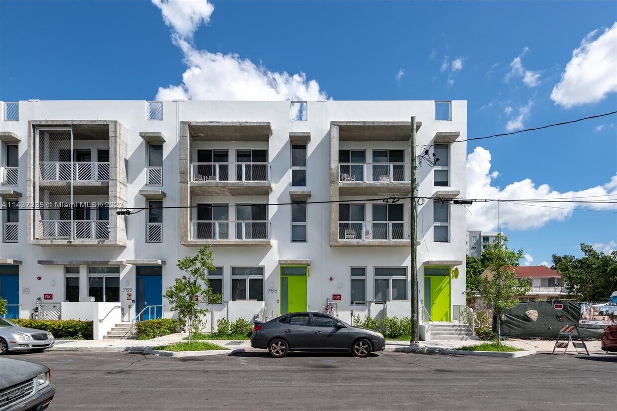 765 NW 1st St Unit 201, Miami, FL 33128 - Room for Rent in Miami, FL | Apartments.com