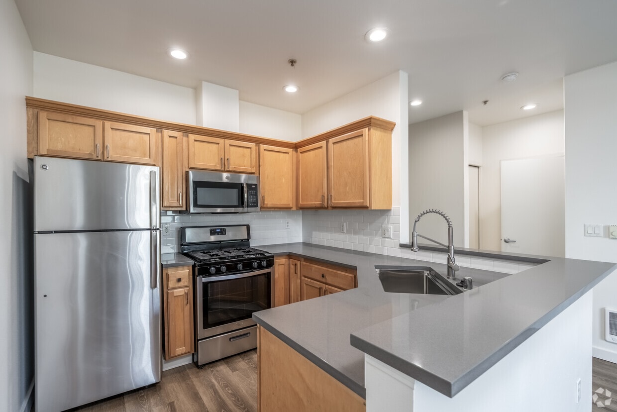 Hawthorne Apartments - 1618 Bellevue Ave Seattle, WA 98122 | Apartments.com