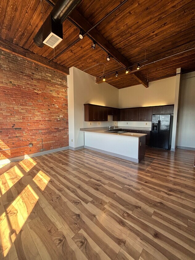 Buckingham Commons - Apartments in Rochester, NY | Apartments.com