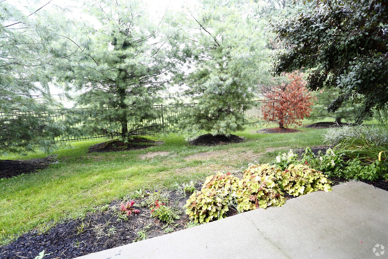 Harbour Town - 401 Harbour Town Dr Noblesville, IN | Apartments.com