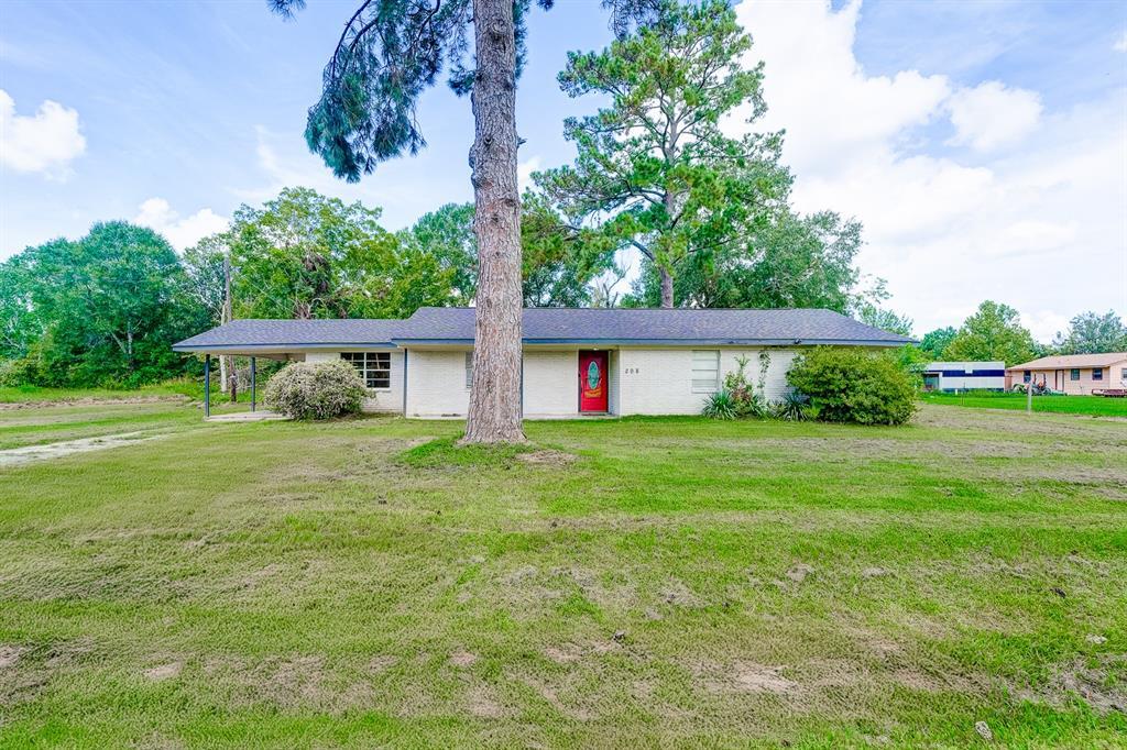 208 Johnson St, Ames, TX 77575 - House Rental in Ames, TX | Apartments.com