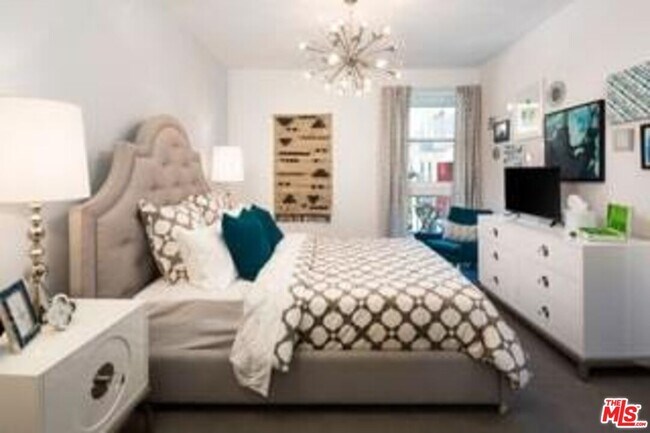 7141 Santa Monica Blvd Unit 107, West Hollywood, CA 90046 - Condo for ...