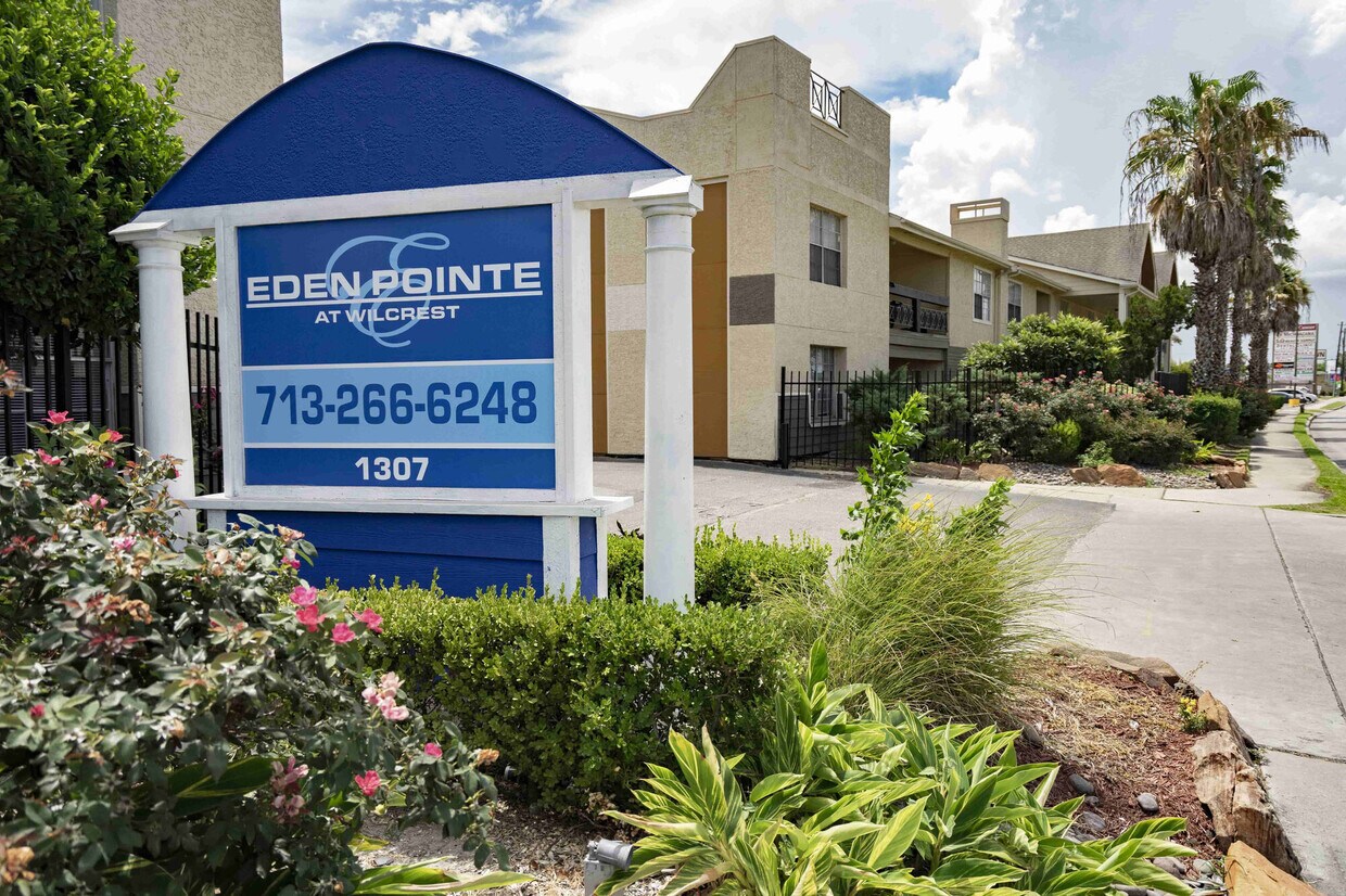 Eden Pointe Apartments - 1307 Wilcrest Dr Houston, TX | Apartments.com