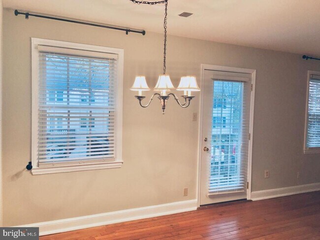 2912 13th Rd S Unit 203, Arlington, VA 22204 - Room for Rent in ...