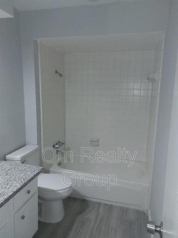 1846 Hollister St, Houston, TX 77080 - Townhome Rentals in Houston TX ...