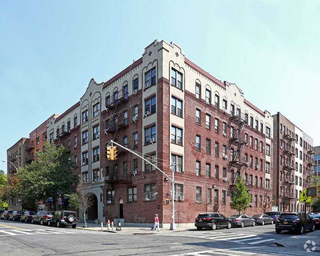 639 W 207th St, New York, NY 10034 Apartments - New York, NY ...