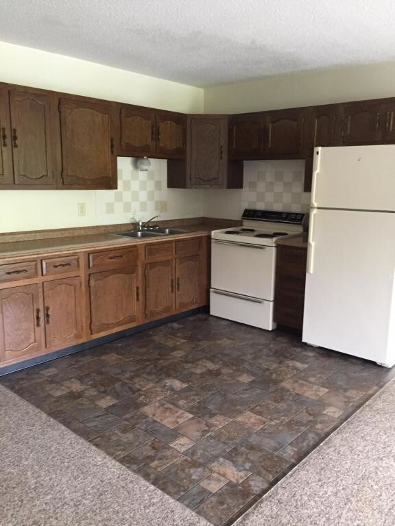 6426 S Mission Rd Unit 19, Mount Pleasant, MI 48858 - Room for Rent in ...