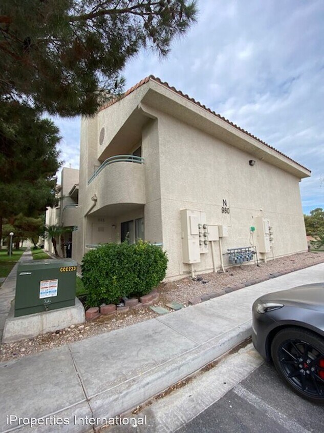 960 N Sloan Ln, Las Vegas, NV 89110 - House Rental in Las Vegas, NV ...