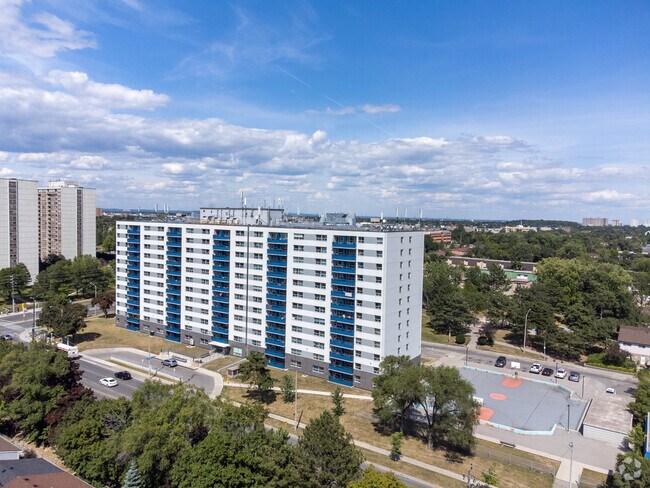 Finch Birchmount Apartments - 2821 Birchmount Rd Toronto, ON ...