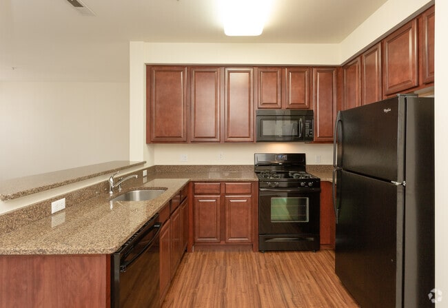 The Crossings at Hamilton Station Apartments - Hamilton, NJ ...