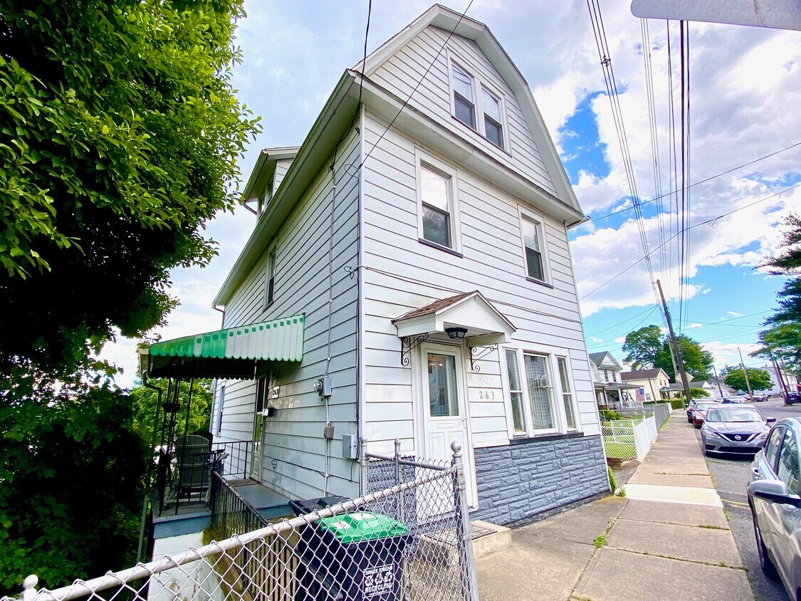 263 Kelly St, Luzerne, PA 18709 - House Rental in Luzerne, PA ...