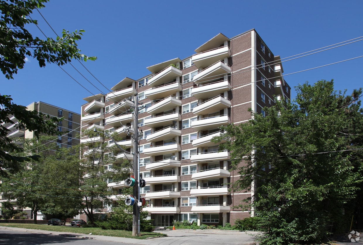 The Ambassador - 250 Roehampton Ave Toronto, ON | Apartments.com