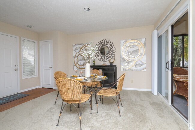 The Columns at Lake Ridge Apartments - 3900 Lake Ridge Ln Dunwoody, GA ...