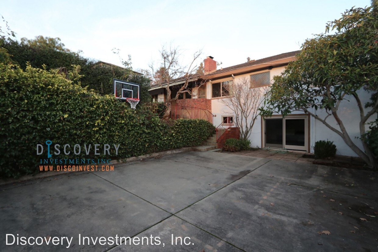 121 MacKinnon Pl, Piedmont, CA 94610 - House Rental in Piedmont, CA ...