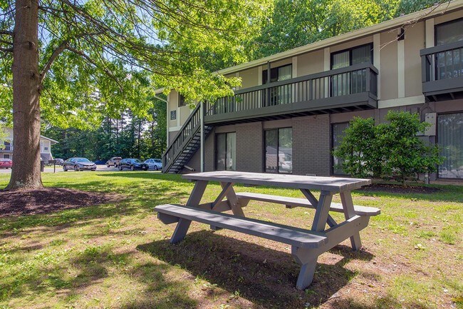 Alpine Commons Apartments - Amherst, MA | Apartments.com
