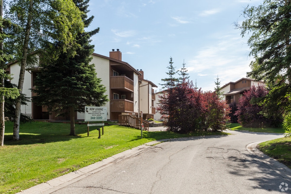 Apartments for Rent with a Living Room Near Midtown Anchorage ...