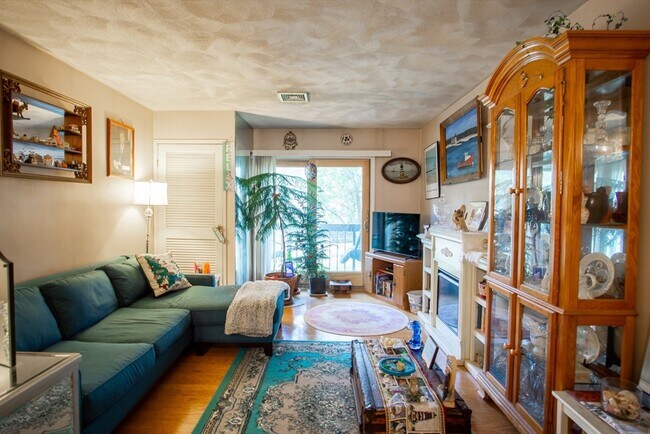 677 Quincy Shore Dr Unit 107, Quincy, MA 02170 - Condo for Rent in ...