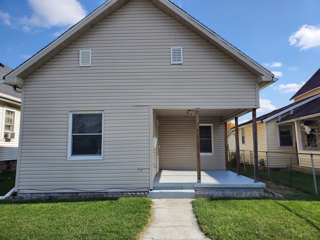 2716 Meridian St, Anderson, IN 46016 - House Rental in Anderson, IN ...