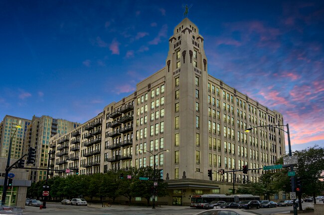 758 N Larrabee St Unit 630, Chicago, IL 60654 - Condo for Rent in ...