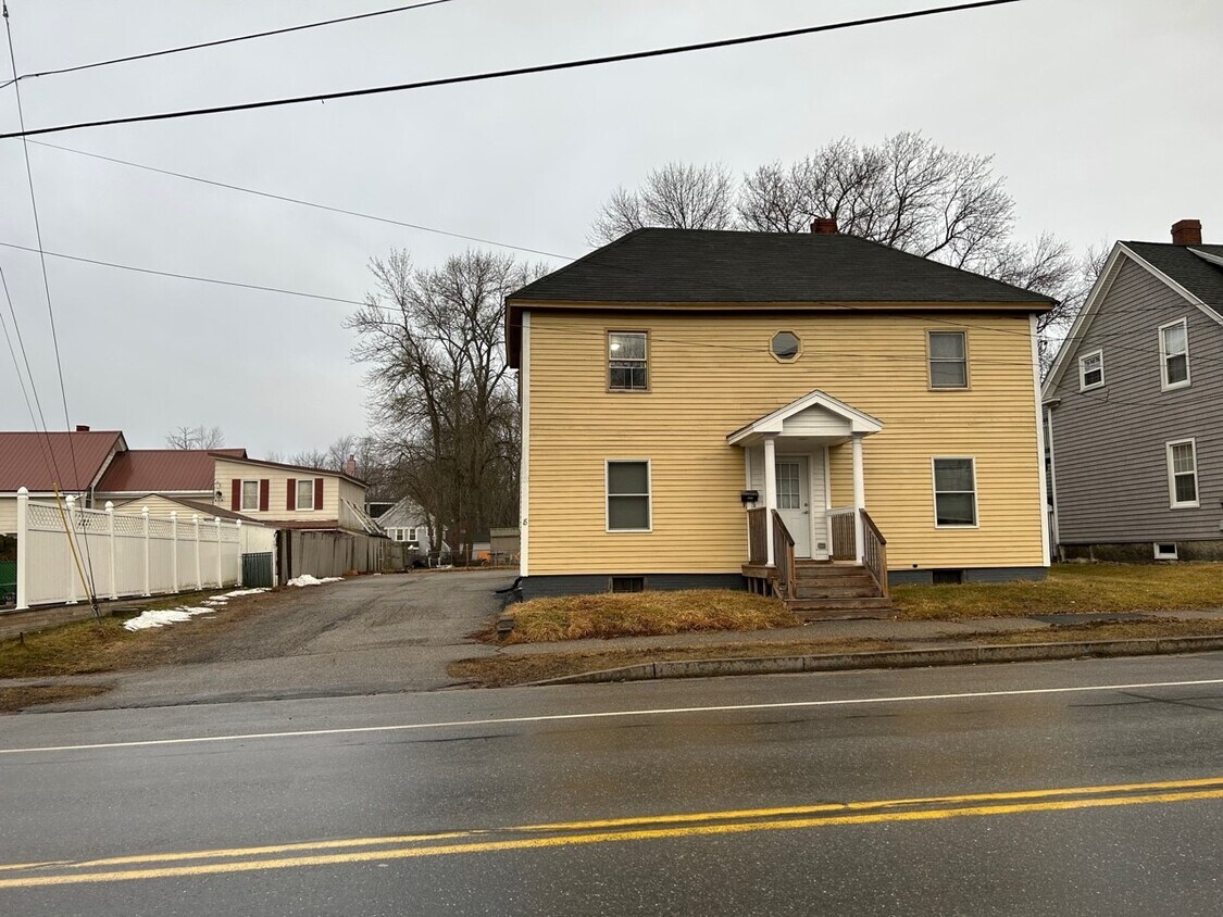 8 Spring St Unit 1, Saco, ME 04072 - 8 Spring St Saco, ME 04072 ...